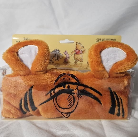 Disney | Accessories | Disney Winnie The Pooh Tigger Spa Headband Nib ...